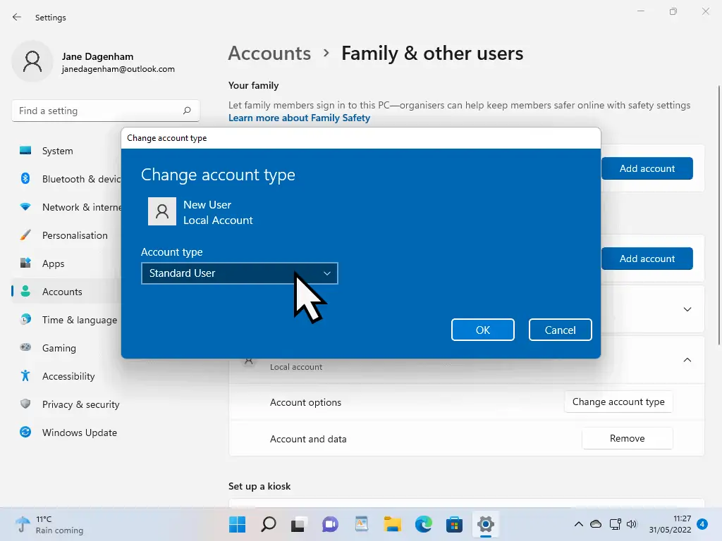 Explaining The Different Windows User Accounts.